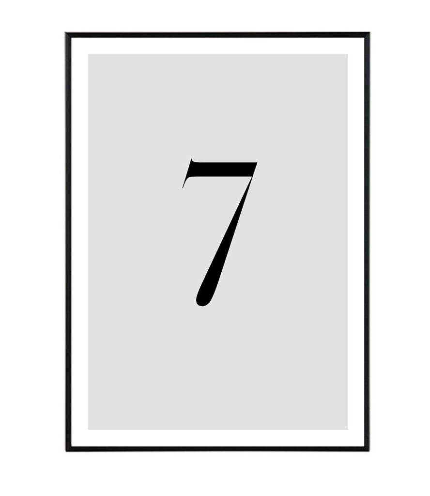 Number VII - černobílý obraz čísla typografie | LAFORMA